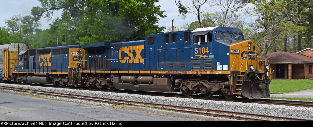 CSX 5104 AC44CW leads CSX 8400 X-WM 7449 SD40 rebuilt to SD40-2 with Q211 south through ...